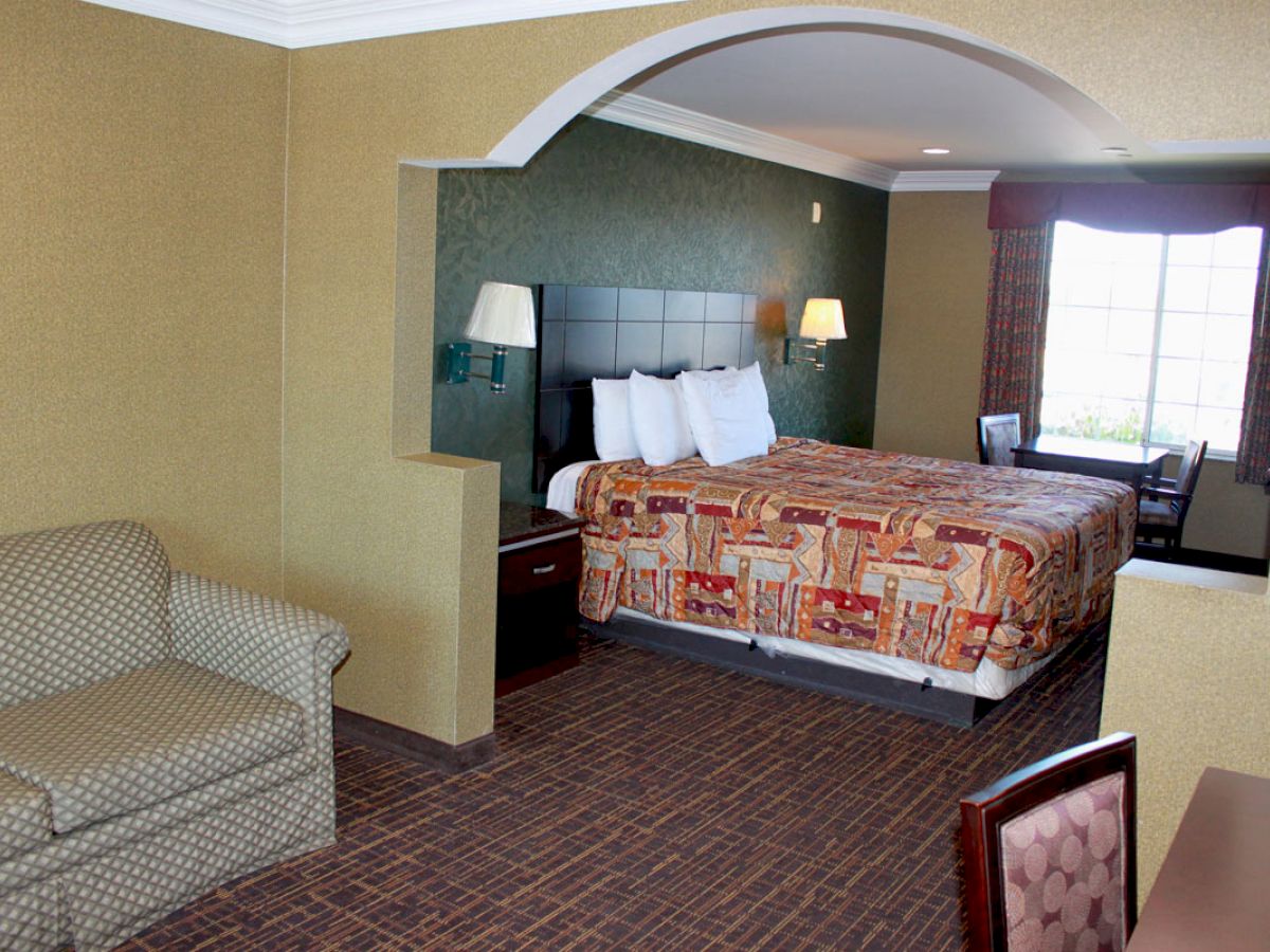 Crystal Inn & Suites - Accommodations in Inglewood CA Rooms & Suites